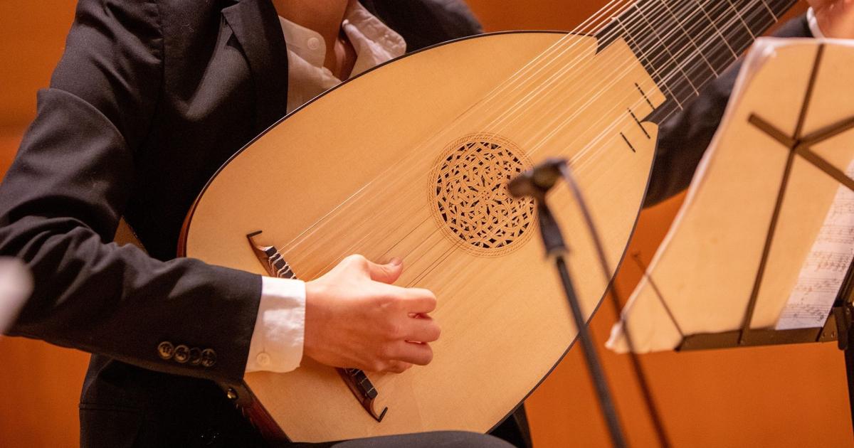 Bach on the Lute with Nigel North